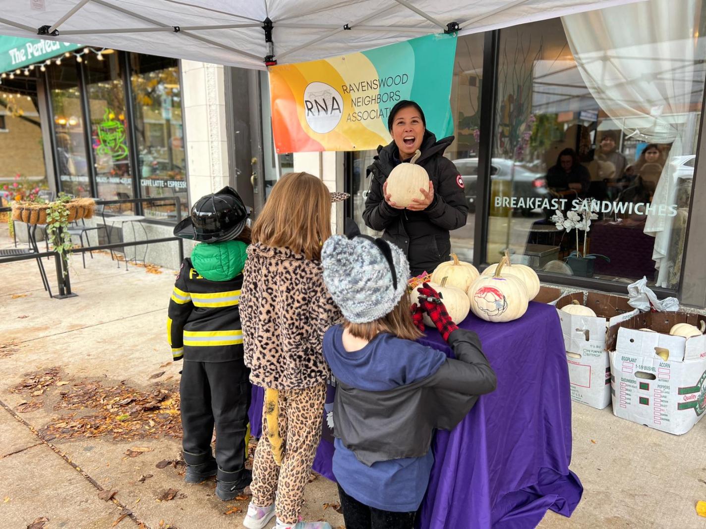 RAVENSWOOD NEIGHBORS ASSOCIATION